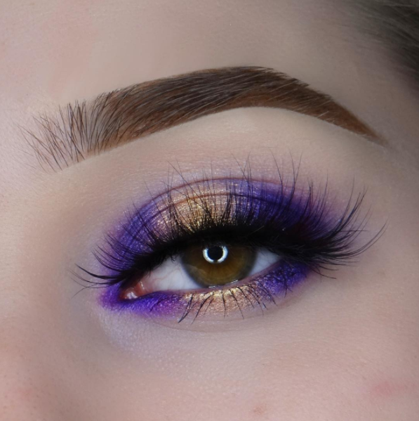 Colouring Eye Brows and Eye Lashes - Divi Re-Skin